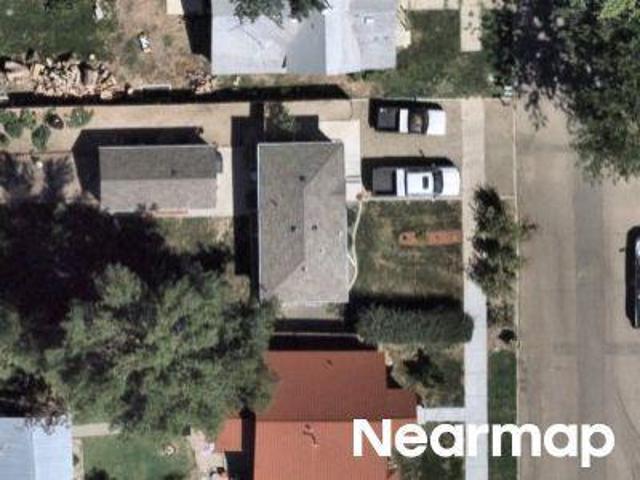 N 7th St