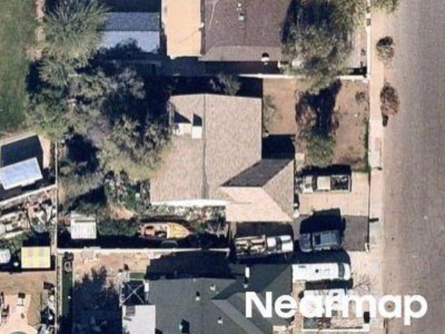 N 89th Dr
