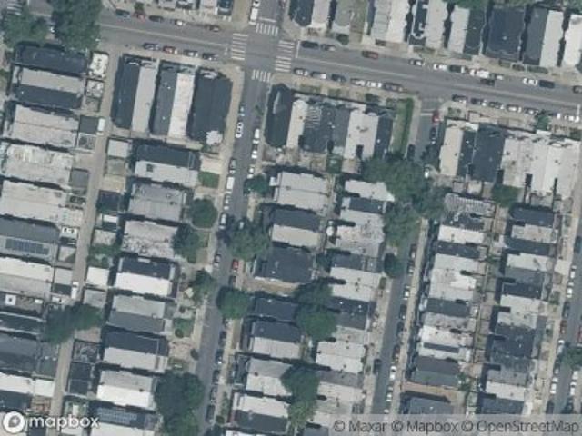 N 8th St