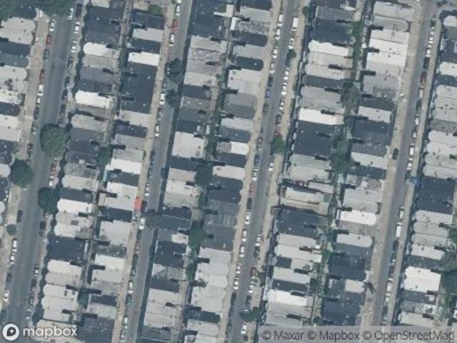 N 8th St
