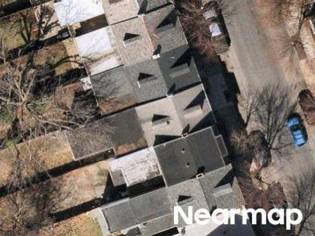 N 8th St
