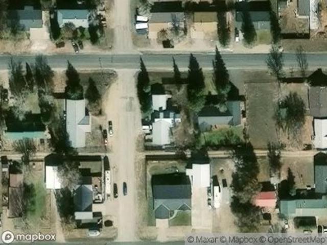 N 8th St