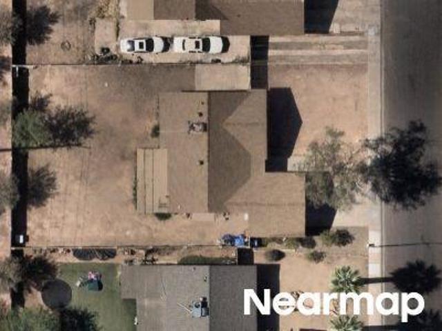 N 90th Dr