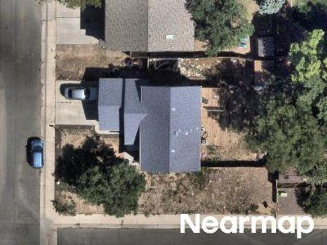 N 9th Ave