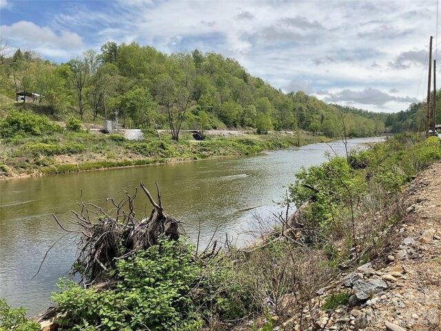 Nc Highway,green Mountain, Plot For Sale