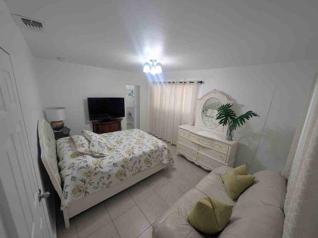 N/A 1 Bedroom Apartment for Rent at 8000 North Kendall Drive, Miami, FL 33156