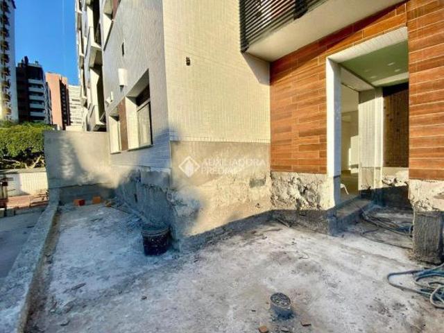 Na parte alta e nobre do bairro, sem chances de alagamento!