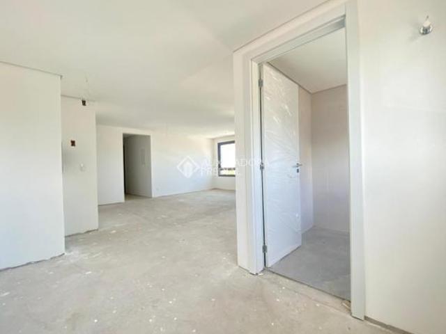 Na parte alta e nobre do bairro, sem chances de alagamento!
