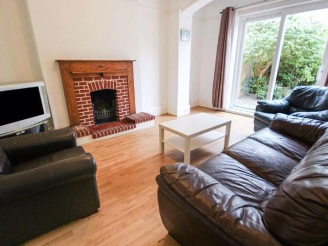 Namu Road, Bournemouth, BH9