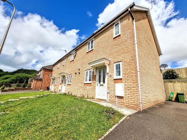 Nant Y Fron, Tonyrefail, Porth CF39, 2 bed end terrace house to rent, £900 pcm | PrimeLocation