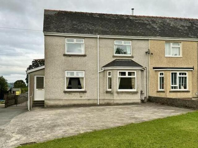 Nantyglyn, Cwmann, 3 Bedroom House