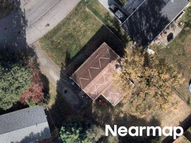 Nancy Dr NW