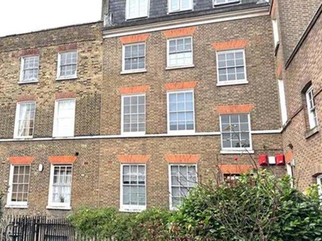 Nando's, 139 141 Stoke Newington Church Street, London, N16 0UH, United Kingdom | 1 bed apartment for rent #167692949 | Rentberry