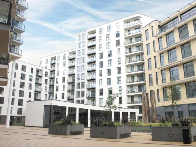 Nankeville Court, Woking GU22 Studio to rent £1,450 pcm £335 pw