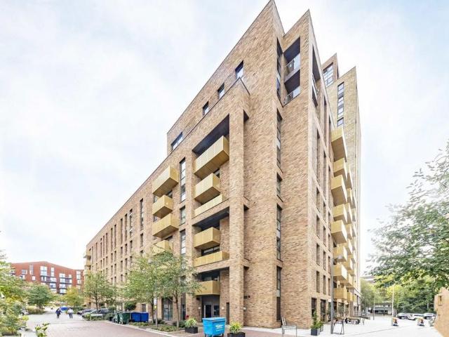 Naomi Street, London SE8 1 bed flat to rent £2,150 pcm £496 pw