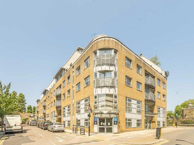 Naoroji Street, London WC1X 1 bed flat to rent £2,600 pcm £600 pw