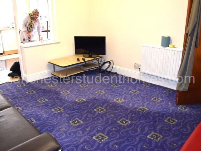 Naburn Street, Manchester, M13 0FL
