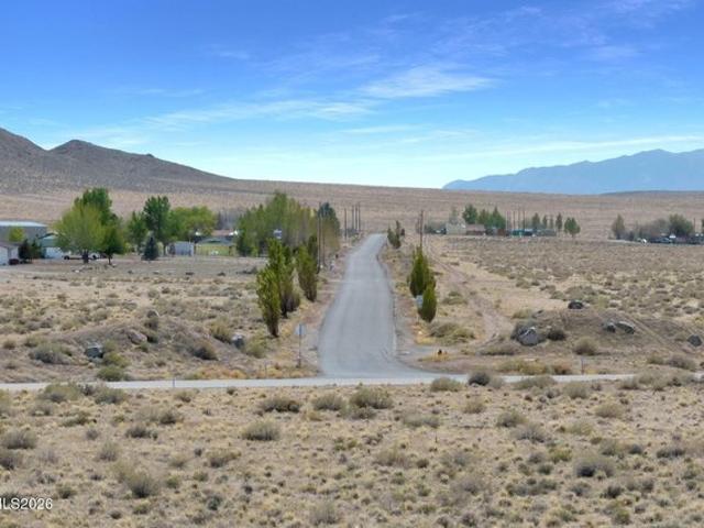 Nadel Ln, Yerington, NV 89447