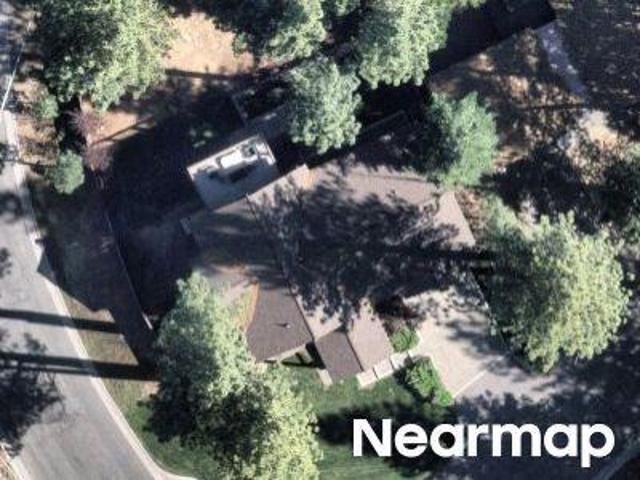 Nadowa St