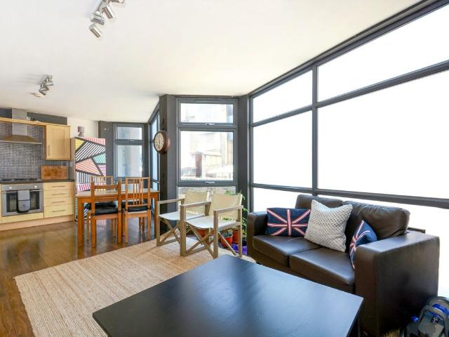 Nagpal House, 1 Gunthorpe Street E1, 2 bed flat to rent, £2,600 pcm | PrimeLocation