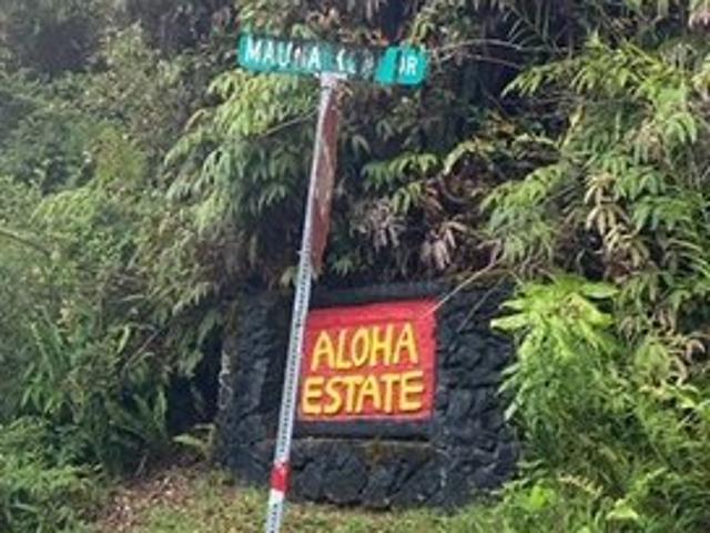 Nahele St, Volcano, HI 96785