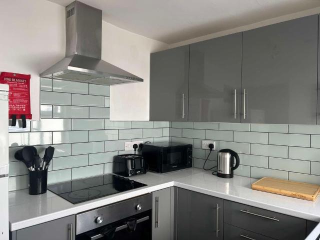 Nailsworth Terrace Room 3