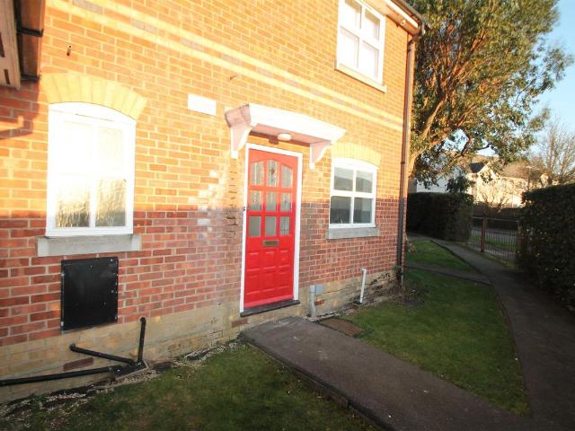 Napier Crescent, Wickford SS12, 1 bed flat to rent, £1,050 pcm | PrimeLocation