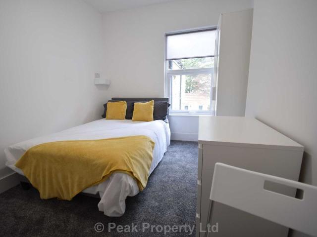 Napier Avenue, Southend On Sea SS1, Room to rent, £540 pcm | PrimeLocation