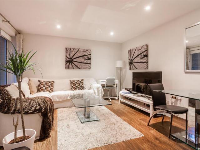Napier House Bromyard Avenue London 2 bed apartment to rent £2,500 pcm £577 pw