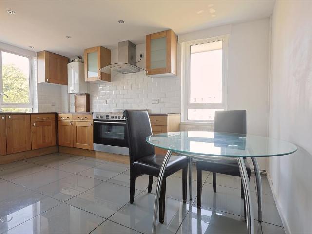 Napier Street, Shieldfield, Newcastle Upon Tyne NE2, 2 bed maisonette to rent, £1,200 pcm | PrimeLocation
