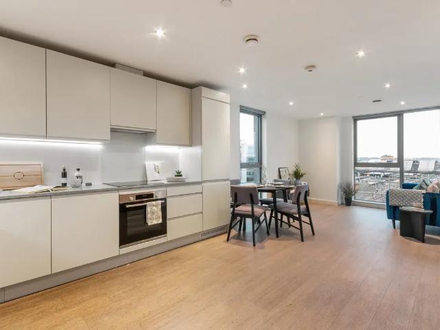 Napier Road, Thames Quarter, Reading RG1, 1 bed flat to rent, £1,675 pcm | PrimeLocation
