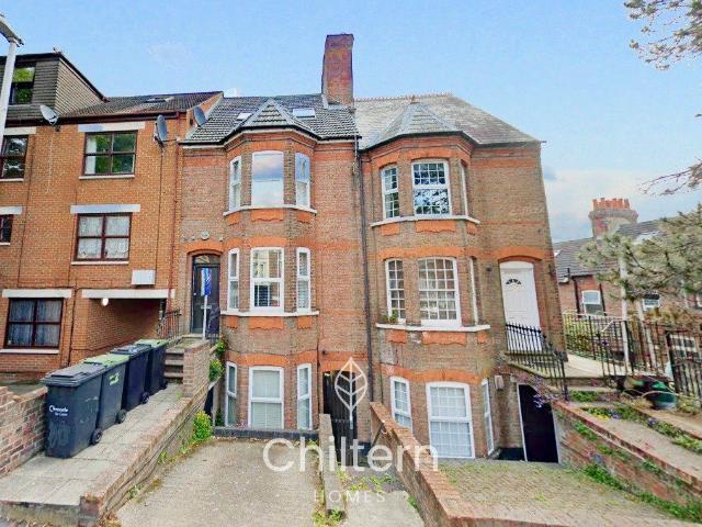 Napier Road, Town LU1, Studio to rent, £775 pcm | PrimeLocation