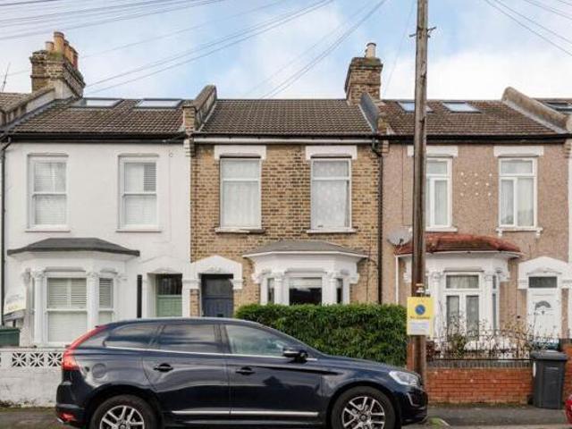 Napier Road, Leytonstone, 1 Bedroom Flat