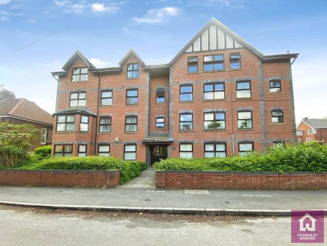 Napier Road, Stockport, Greater Manchester SK4, 2 bed flat to rent, £1,100 pcm | PrimeLocation