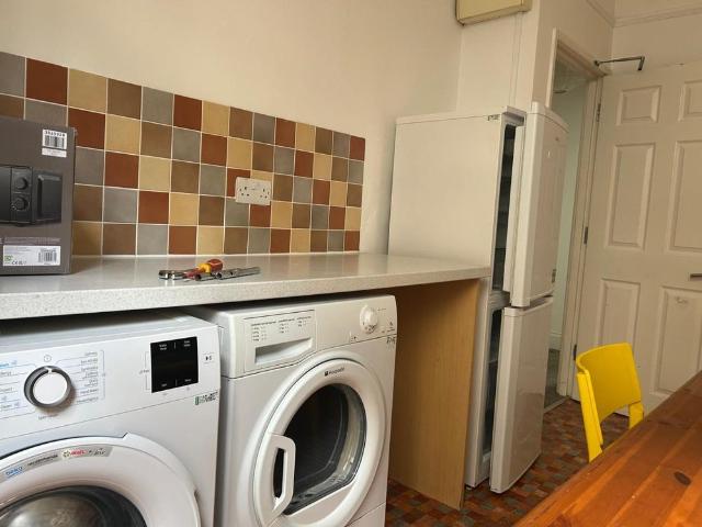 Napier Terrace, Flat 1, Plymouth