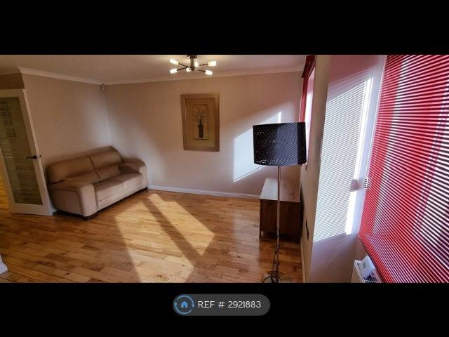 Napiershall, Glasgow G20, 2 bed flat to rent, £1,300 pcm | PrimeLocation