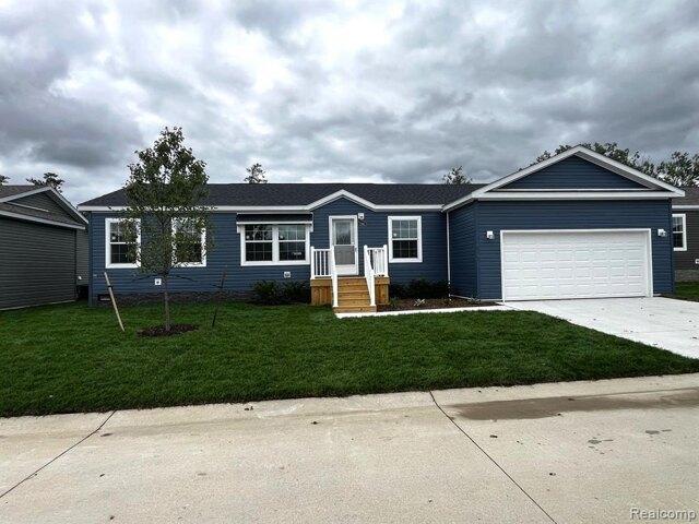 Naples Ct, Lapeer, Home For Sale