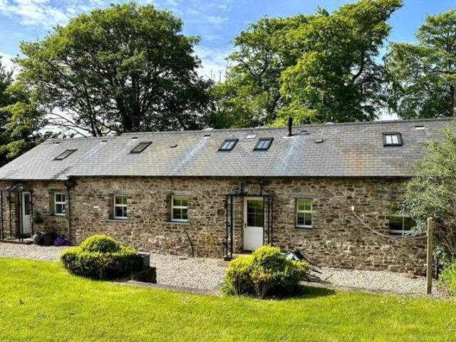Narberth, Pembrokeshire, 4 Bedroom Detached