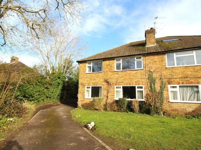 Narcot Lane, Chalfont St Giles HP8 2 bed maisonette to rent £1,550 pcm £358 pw