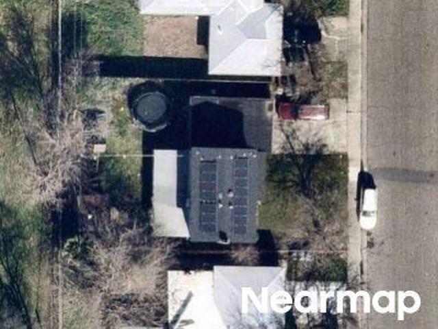 Nareb St