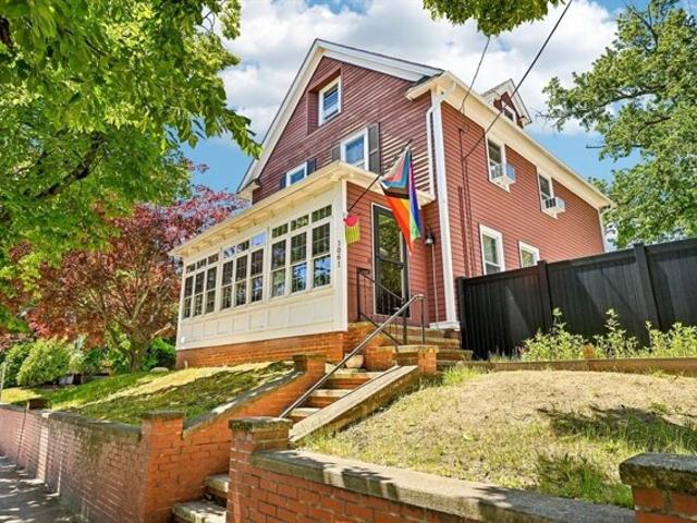 Narragansett Blvd, Cranston, Home For Sale