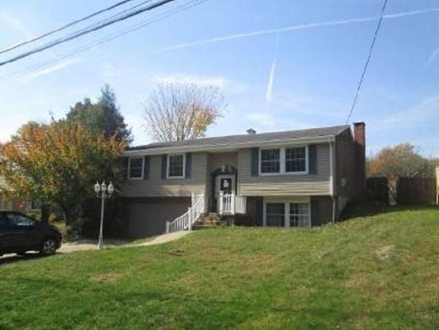 Narragansett Dr