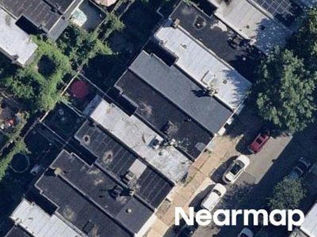 Narragansett St