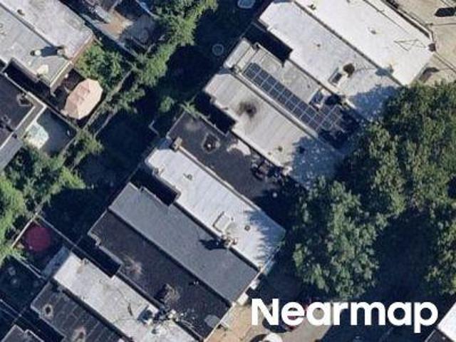 Narragansett St