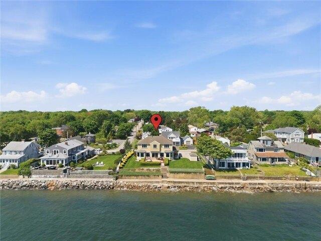 Narragansett St, North Kingstown, Home For Sale