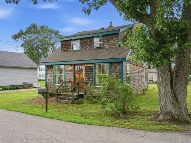 Narragansett St, North Kingstown, Home For Sale