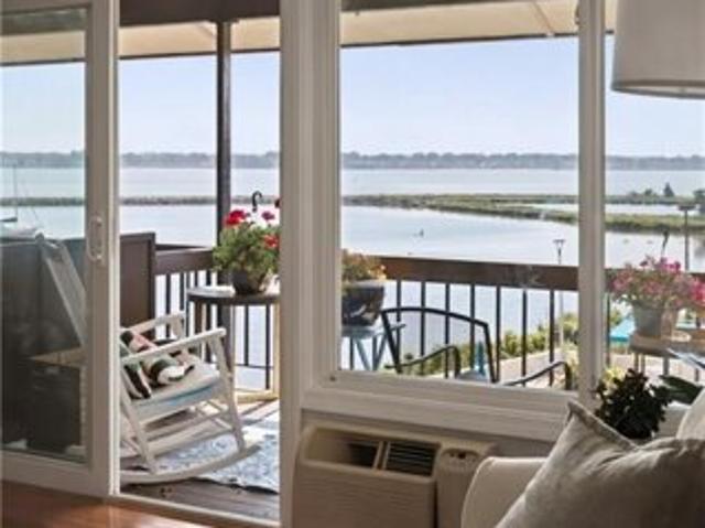Narragansett Pkwy Apt Sc, Warwick, Condo For Sale