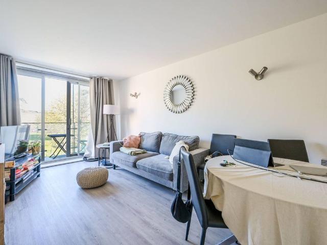 Narrow Street, Limehouse, London E14, 1 bed flat to rent, £2,059 pcm | PrimeLocation