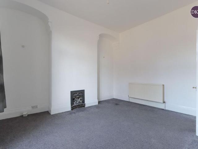 Nascot Road, Watford, WD17