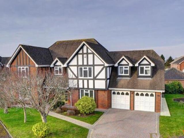Nash Green, Leigh Sinton, 5 Bedroom Detached